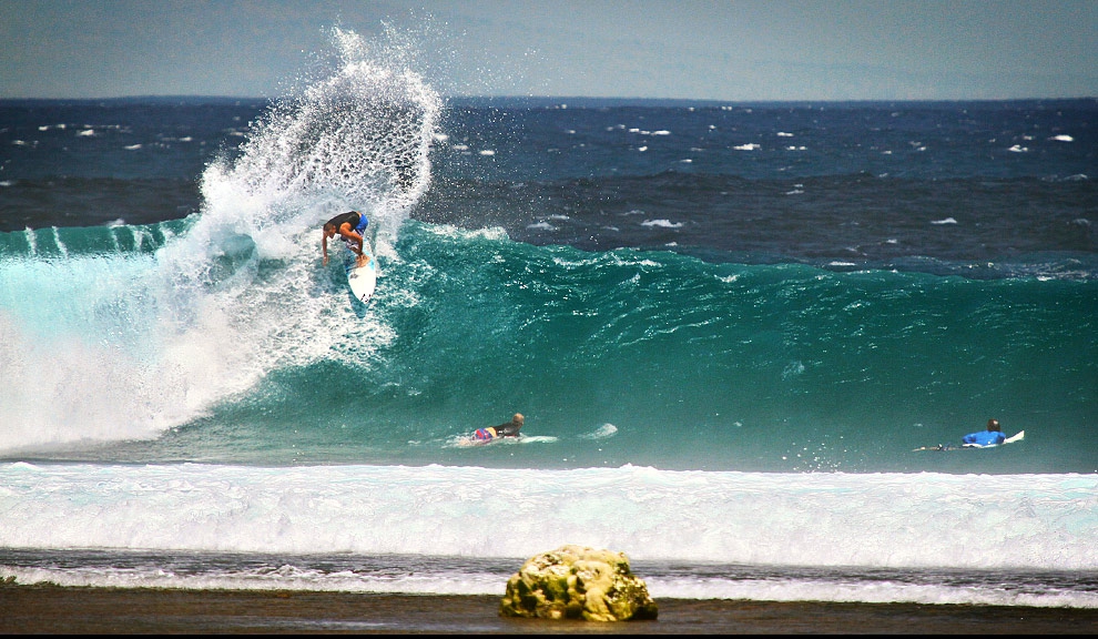 Welcome To Desert Point: The Ultimate Surf - LaybackLayback
