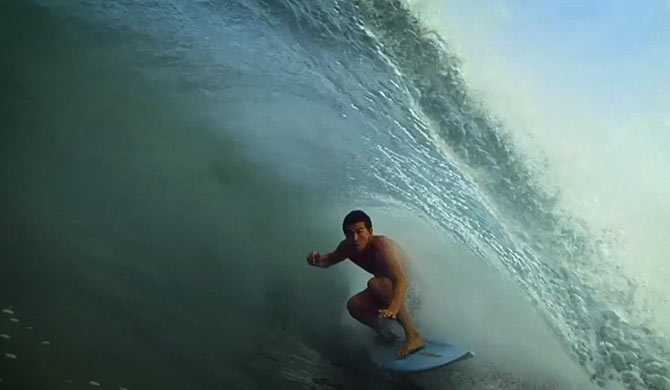 Greg Long no filme Let's Surf Seriously - LaybackLayback