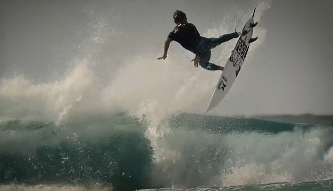 Mitch Crews destruindo a Gold Coast - LaybackLayback