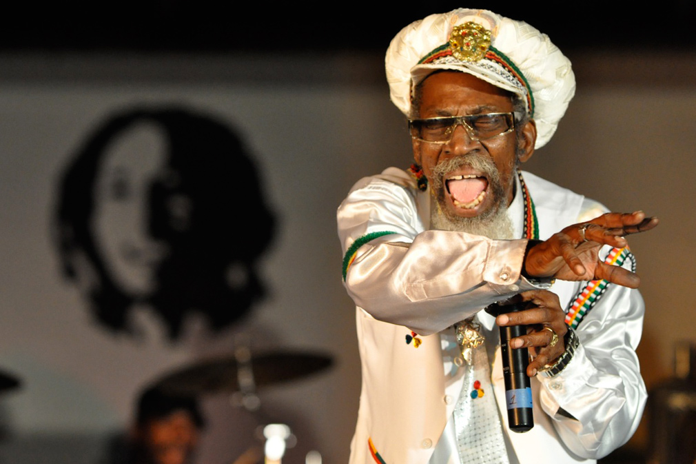 Felicidades à lenda Bunny Wailer - LaybackLayback