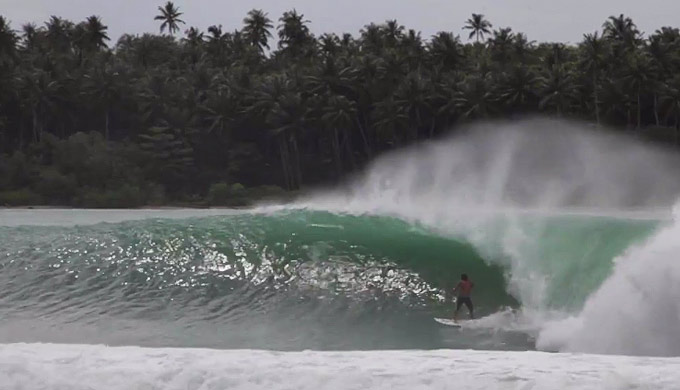 Ian Gentil e Kona Oliveira em Nias e Bali - LaybackLayback