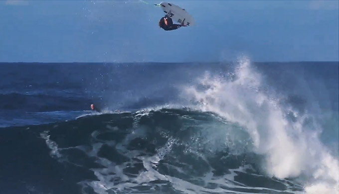 Kelly Slater, John John e Jack Johnson em Haleiwa - LaybackLayback