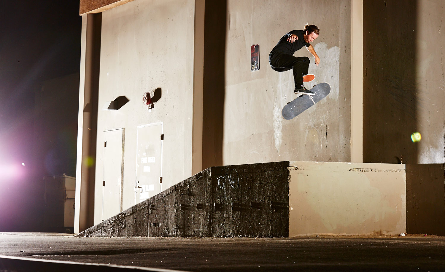 .RAW: Holy Stokes! - LaybackLayback